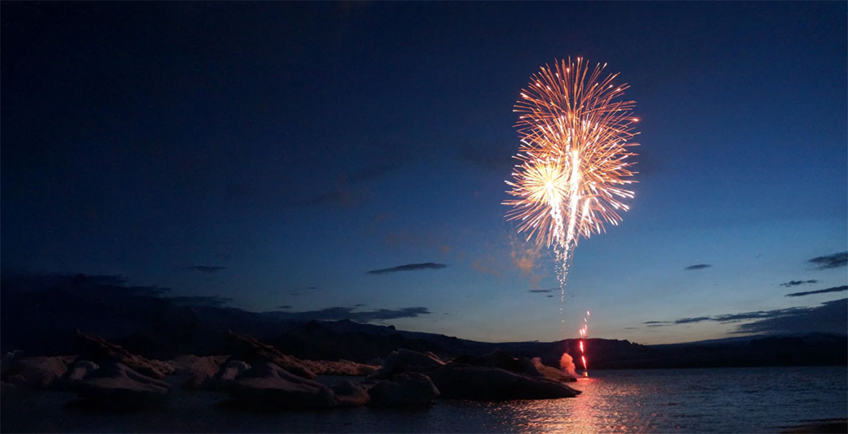 21 4th of July Social Posts & Messages to Send Your Clients